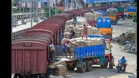 Wheat lifting from Punjab on fast track, Centre ramps up rail movement