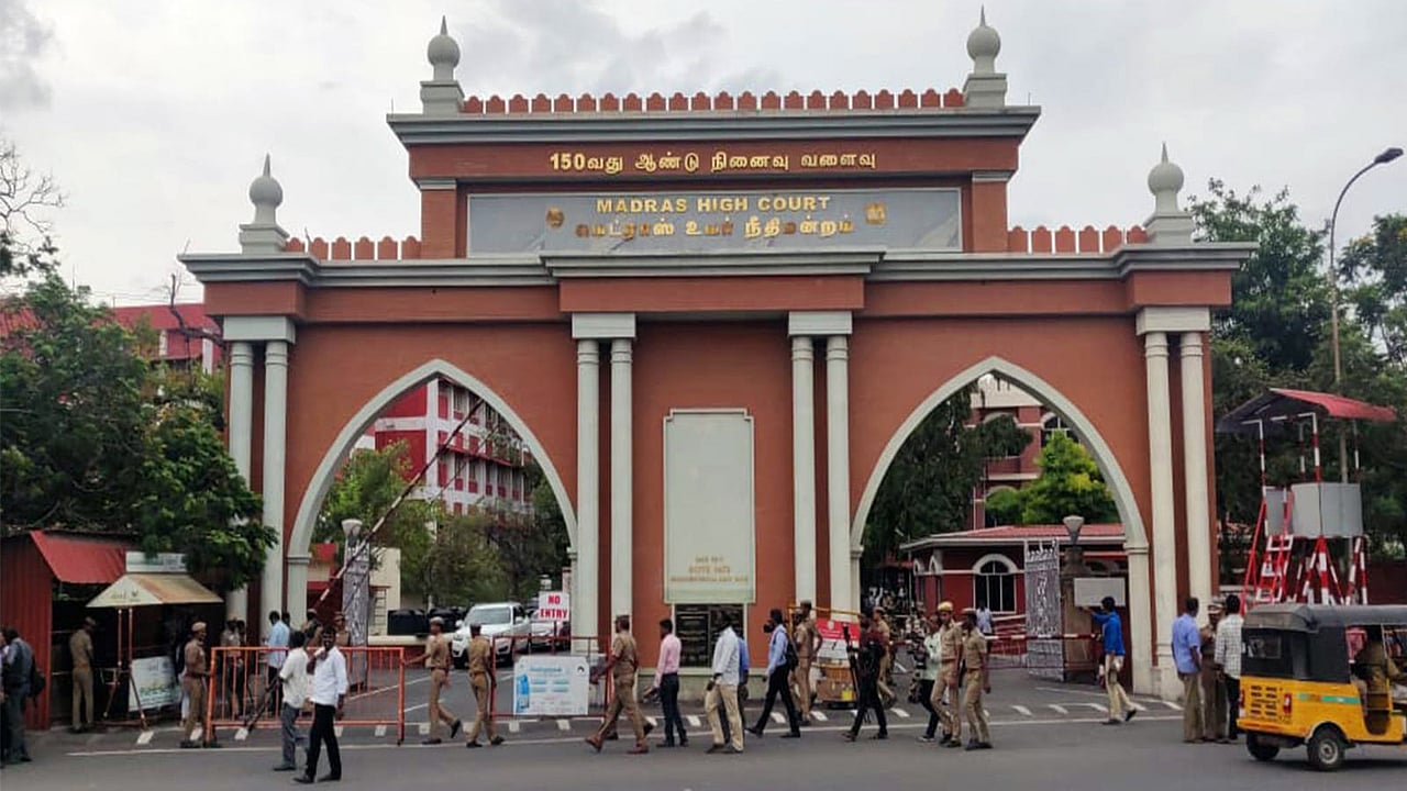 Madras HC sought reply from TN over RTE income limit PIL