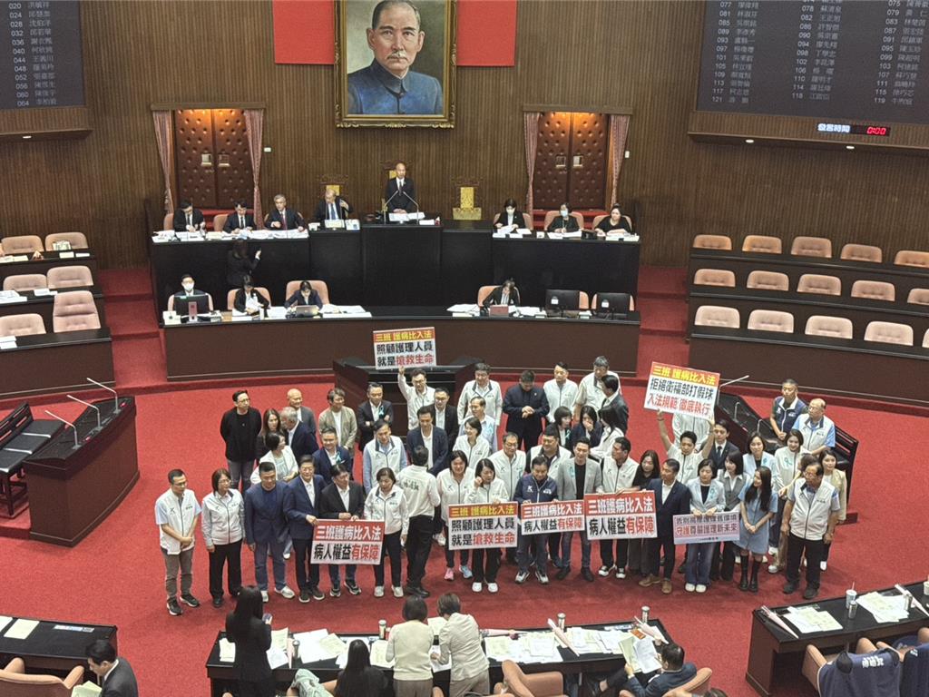 護理師成側翼網攻對象? 羅智強揭綠回應執政失能的SOP