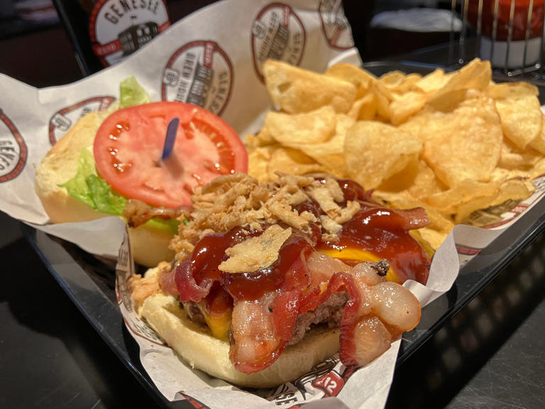 10 best burger spots in Rochester you need to try right now