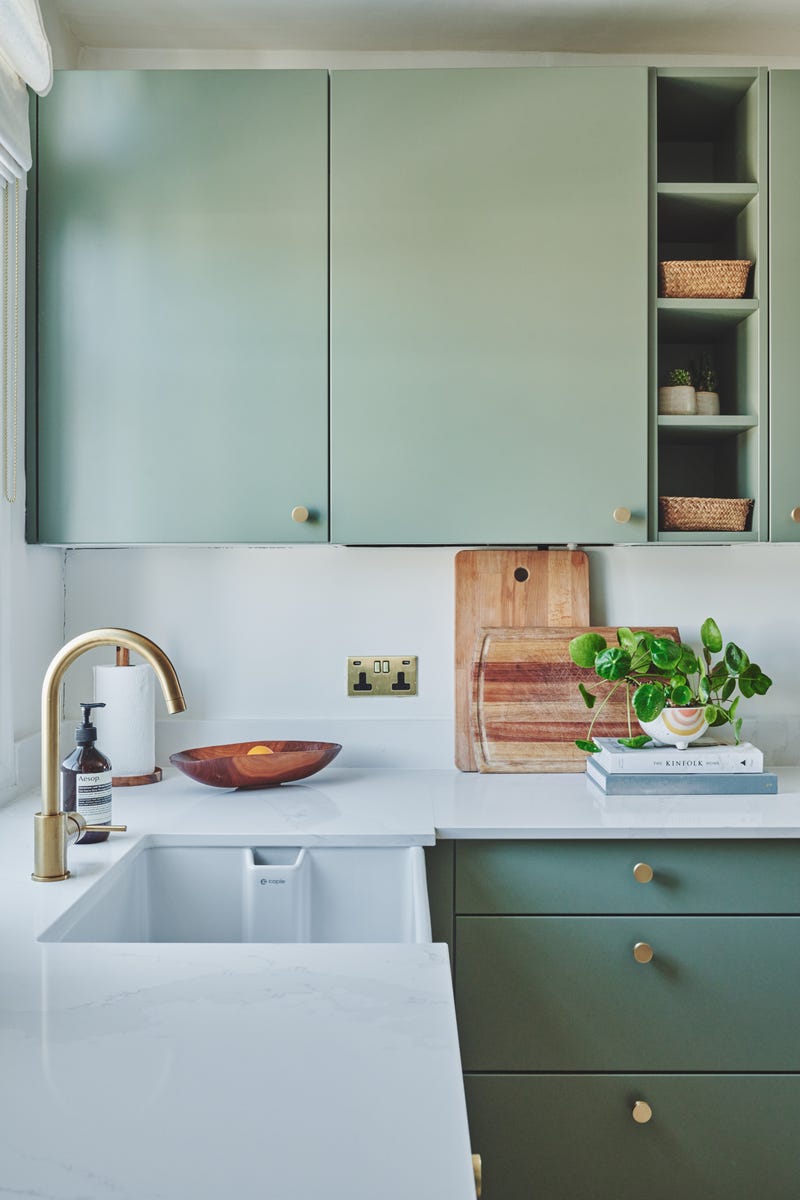The green paint colours that make small rooms feel bigger and brighter ...