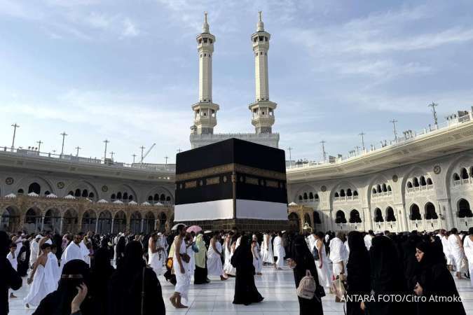 Kiai Kafabihi ingatkan jemaah haji hindari riya dan ujub saat wukuf di ...