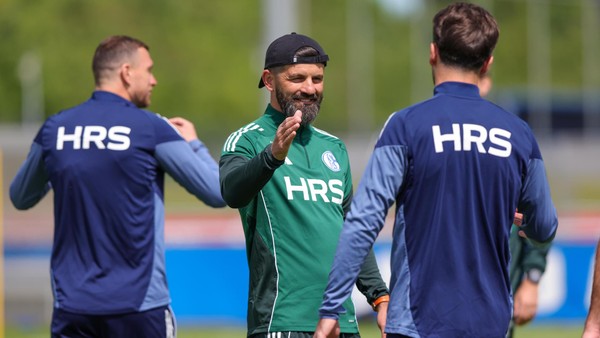 „Er ist der Fels in der Brandung“ – diesen Schalker lobt Muslic ganz ...