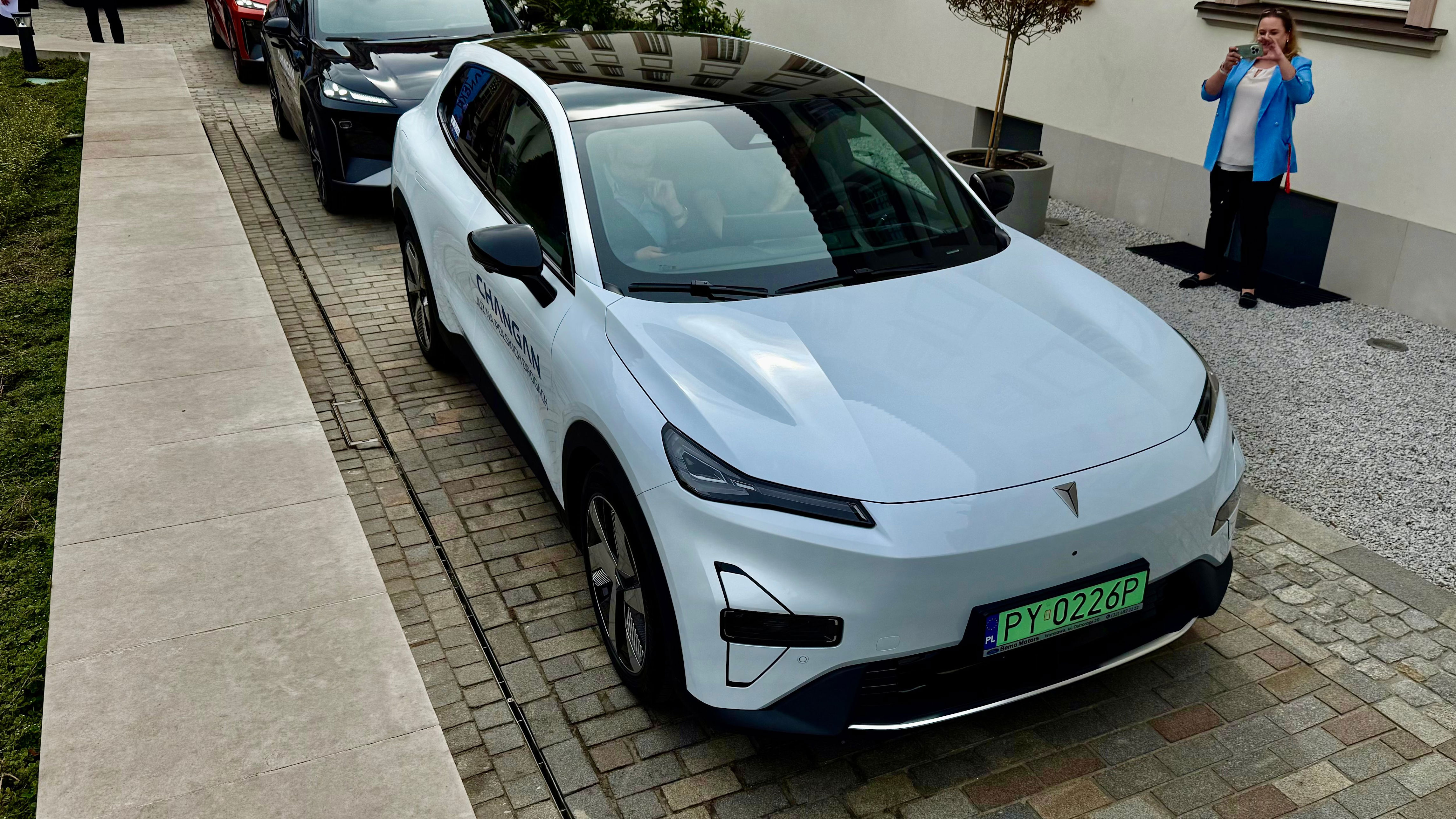 Changan startuje w Polsce, ma cztery modele. Są ceny, jest jedna drobna ...