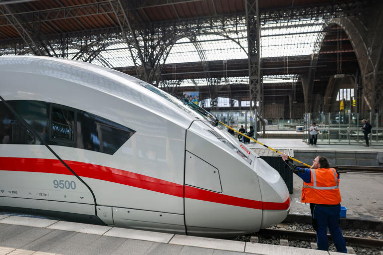 Deutsche Bahn ramps up European rail links amid rising demand