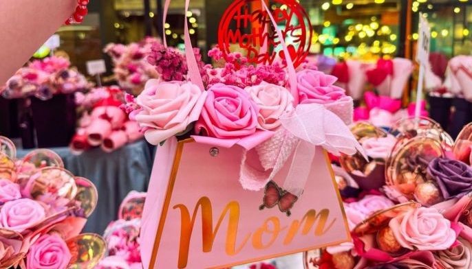 What to do this weekend: Mother's Day events and more