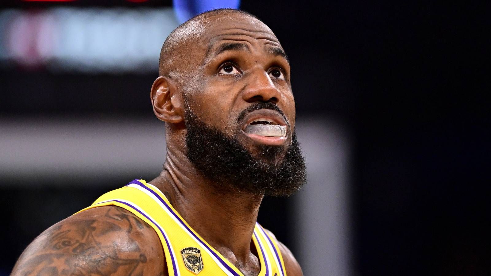 "Du bist einfach schlecht, Mann!": LeBron James und weitere Stars der ...