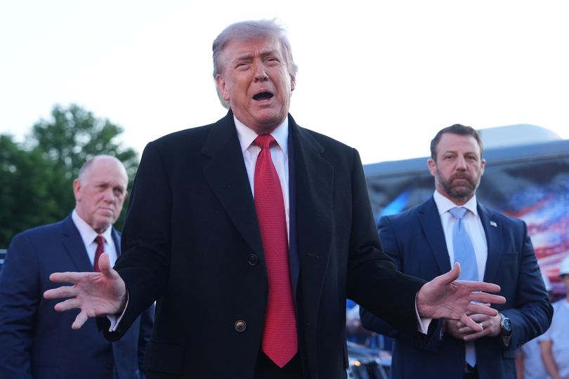 Trump's 5 worrying moments in 12-hour media meltdown - from briefing no ...