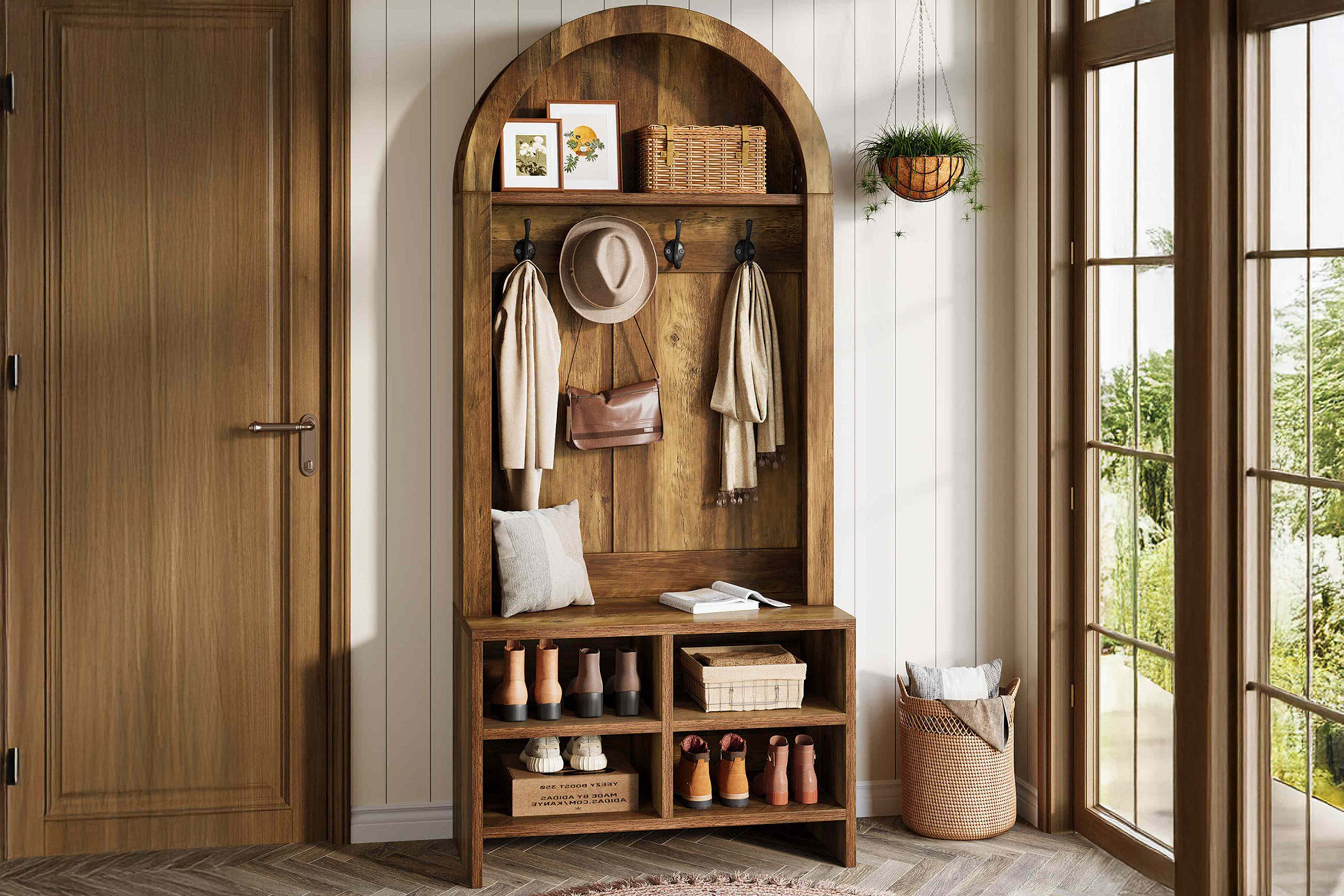 A pro organizer told us the dos and don’ts of decluttering on a budget ...