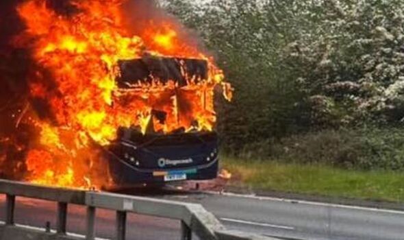 Humber Bridge recap: Bus fire erupts closing bridge and sparking A15 ...