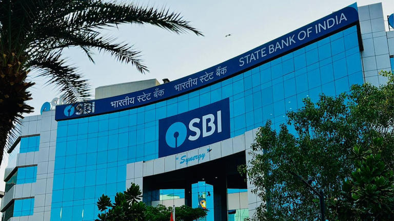 SBI shares underperform Nifty Bank ahead of Q4 results
