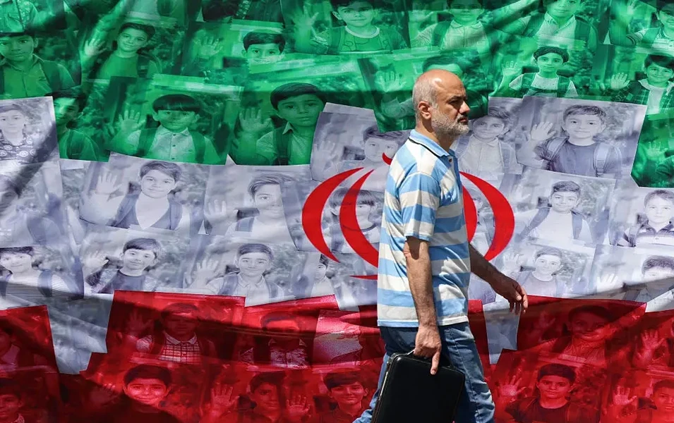 US strikes Iran as peace talks teeter on brink