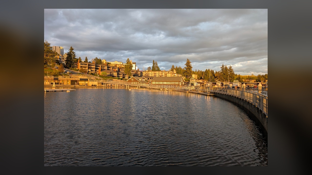 Most people drive past Lake Washington without realizing it’s 22 miles long