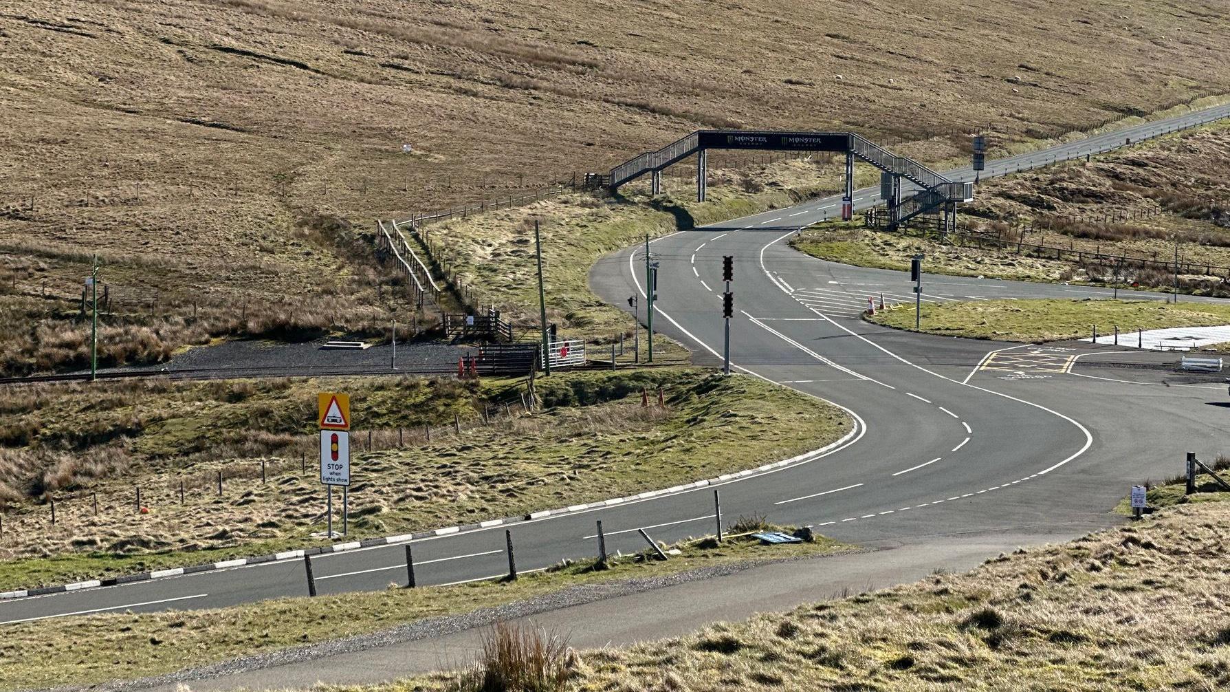 Dates confirmed for Mountain Road one-way system