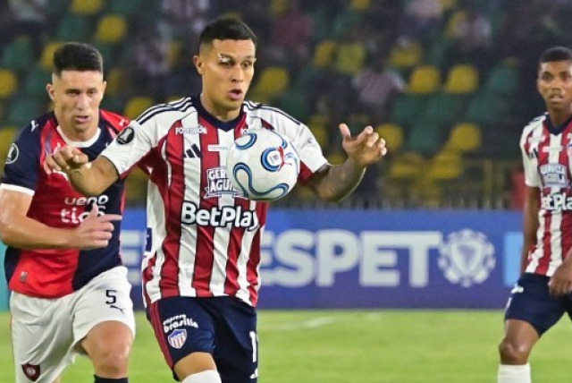 Junior golea a Cristal y aspira a Sudamericana con estos goles
