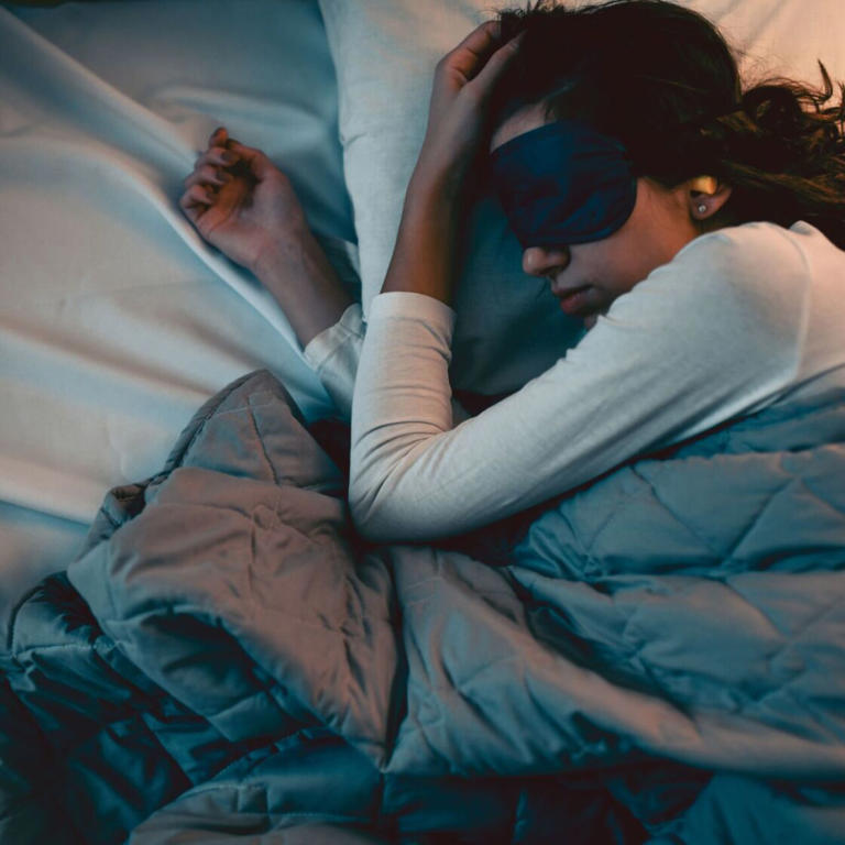 I'm a neurologist – this is the very real impact going to bed after ...