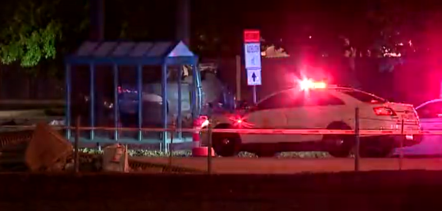 1 dead, 1 critical after pursuit ends in crash on near east side
