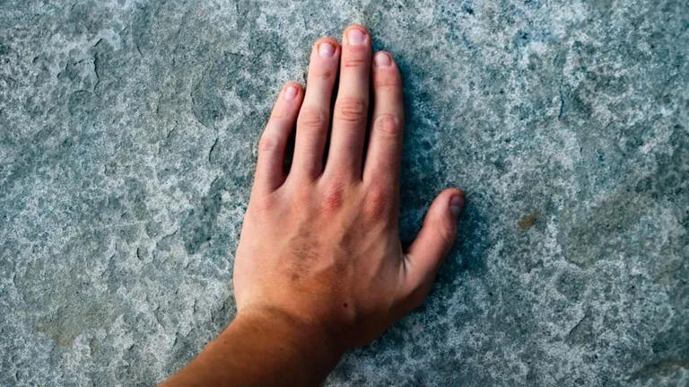 Why left-handed people may have a genetic edge researchers didn't expect