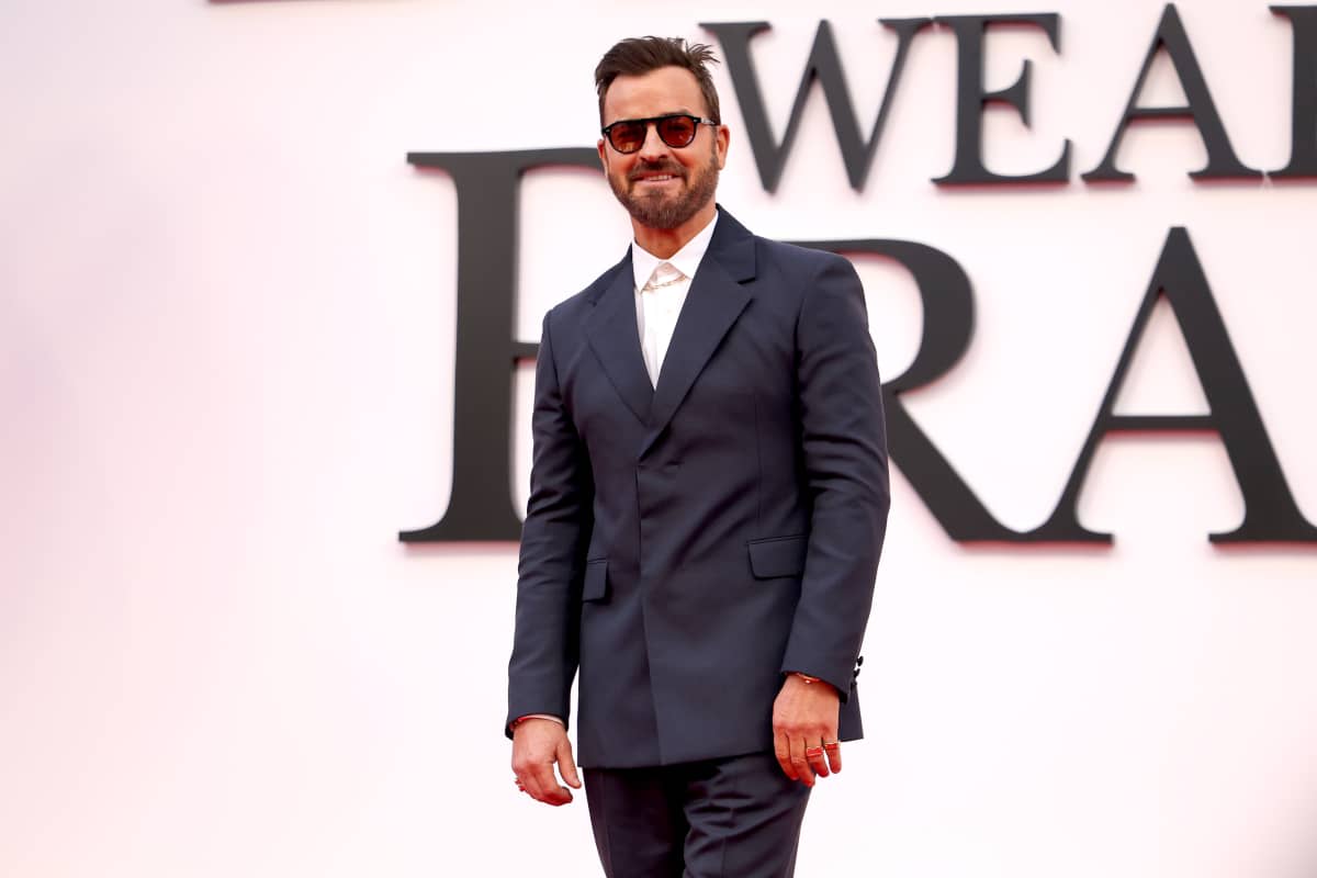 Jeff Bezos reportedly froze out actor over billionaire-inspired role in ...