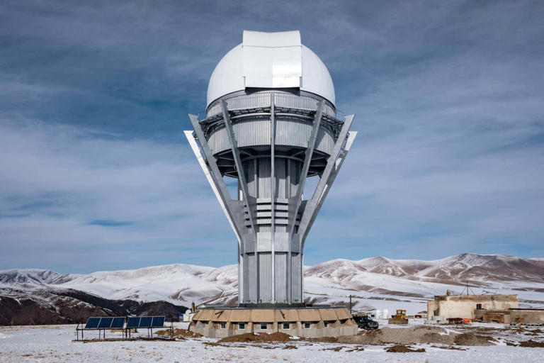 Former Soviet scientific megastructures captured in striking photos