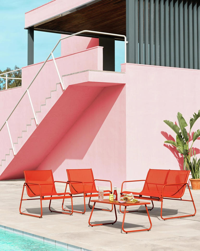 This £120 Habitat outdoor set is a complete one-click solution