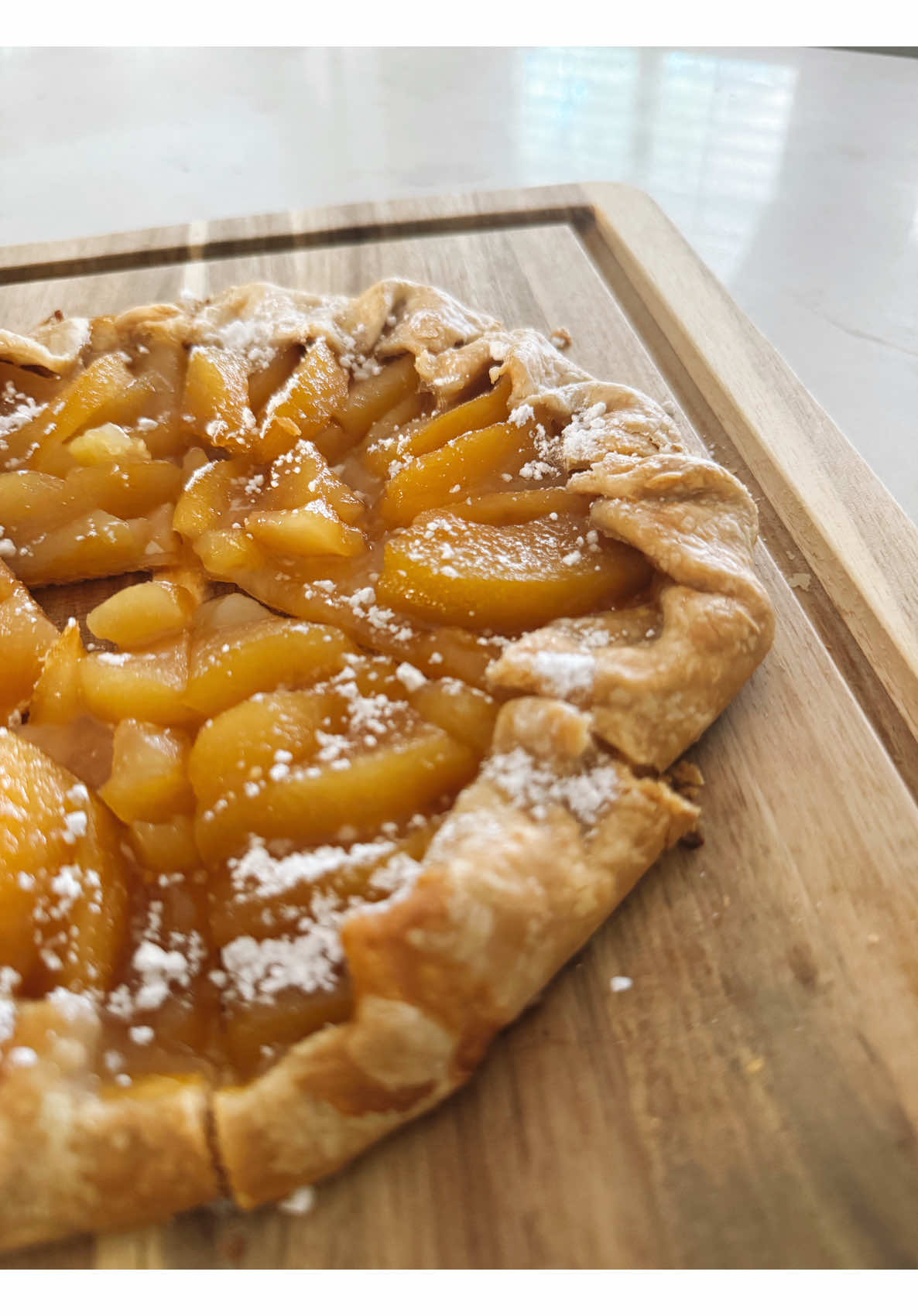 Easy fruit galette for weeknight dinner ready in minutes