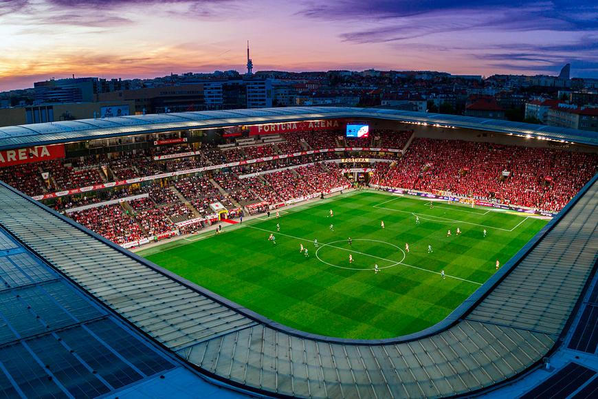 Sparta střídá Slavii na trůně, v lize jsou i spící obři. Návštěvnost ...