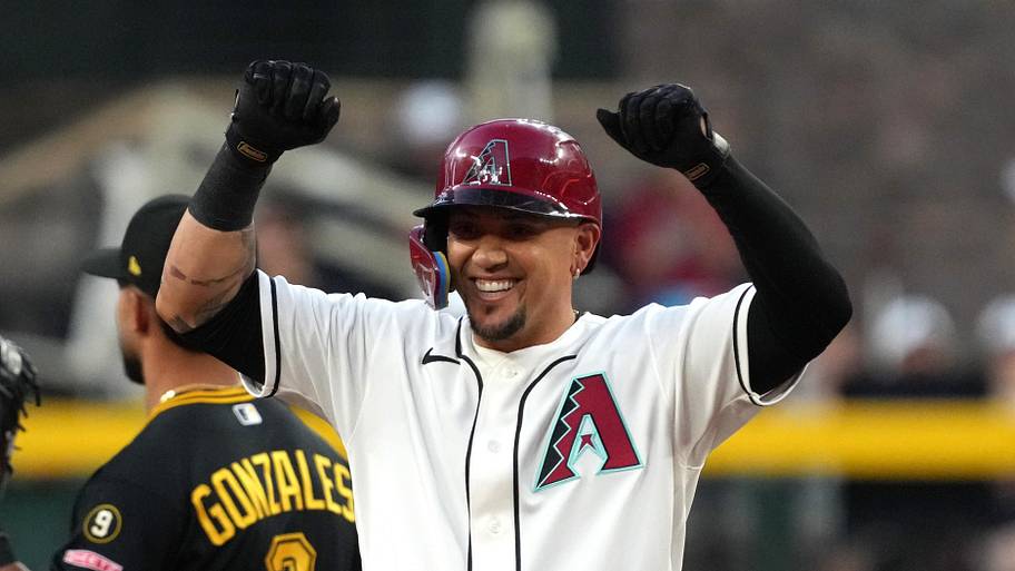 MLB power rankings: One surprising performer from every team