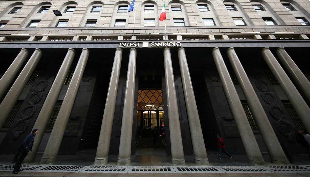 Intesa posts net profit rise as corporate, investment banking drives growth