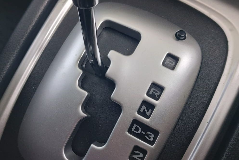 Begini cara mundur pakai mobil matic yang benar, simak dan ikuti