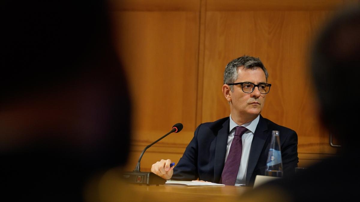 Bolaños niega que exista un pacto del Gobierno con Ábalos: «Al revés ...