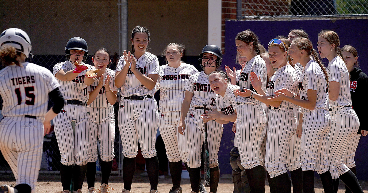 Photo story: HHS softball scores program-best 31 runs in district romp
