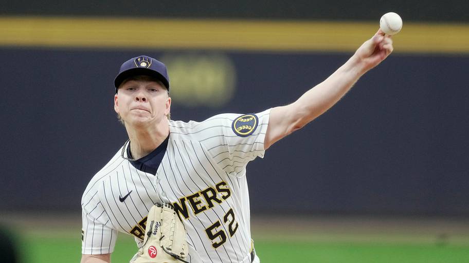 MLB power rankings: One surprising performer from every team