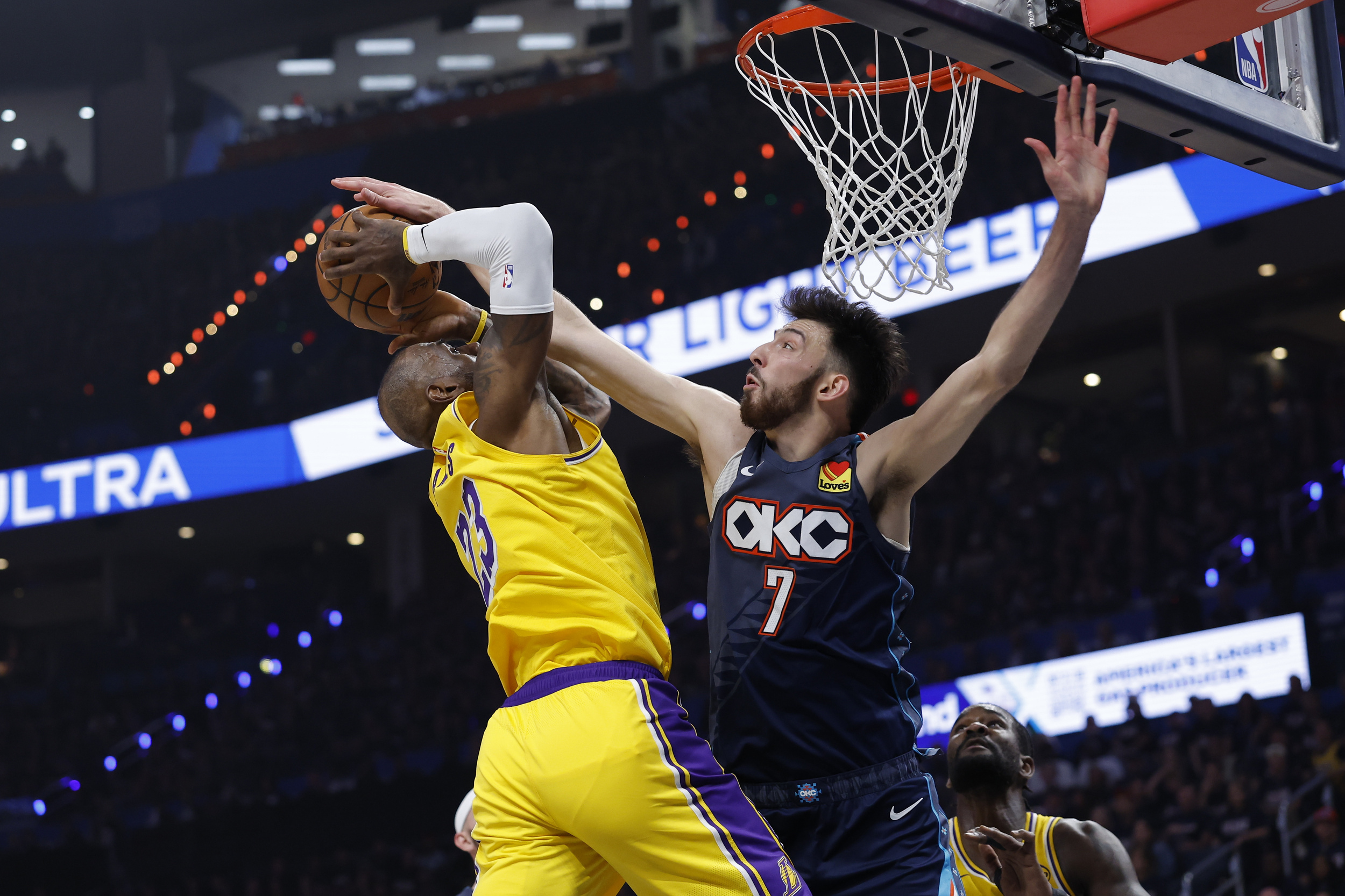 Chet Holmgren's ridiculous flop in Game 2 hurts Thunder's reputation