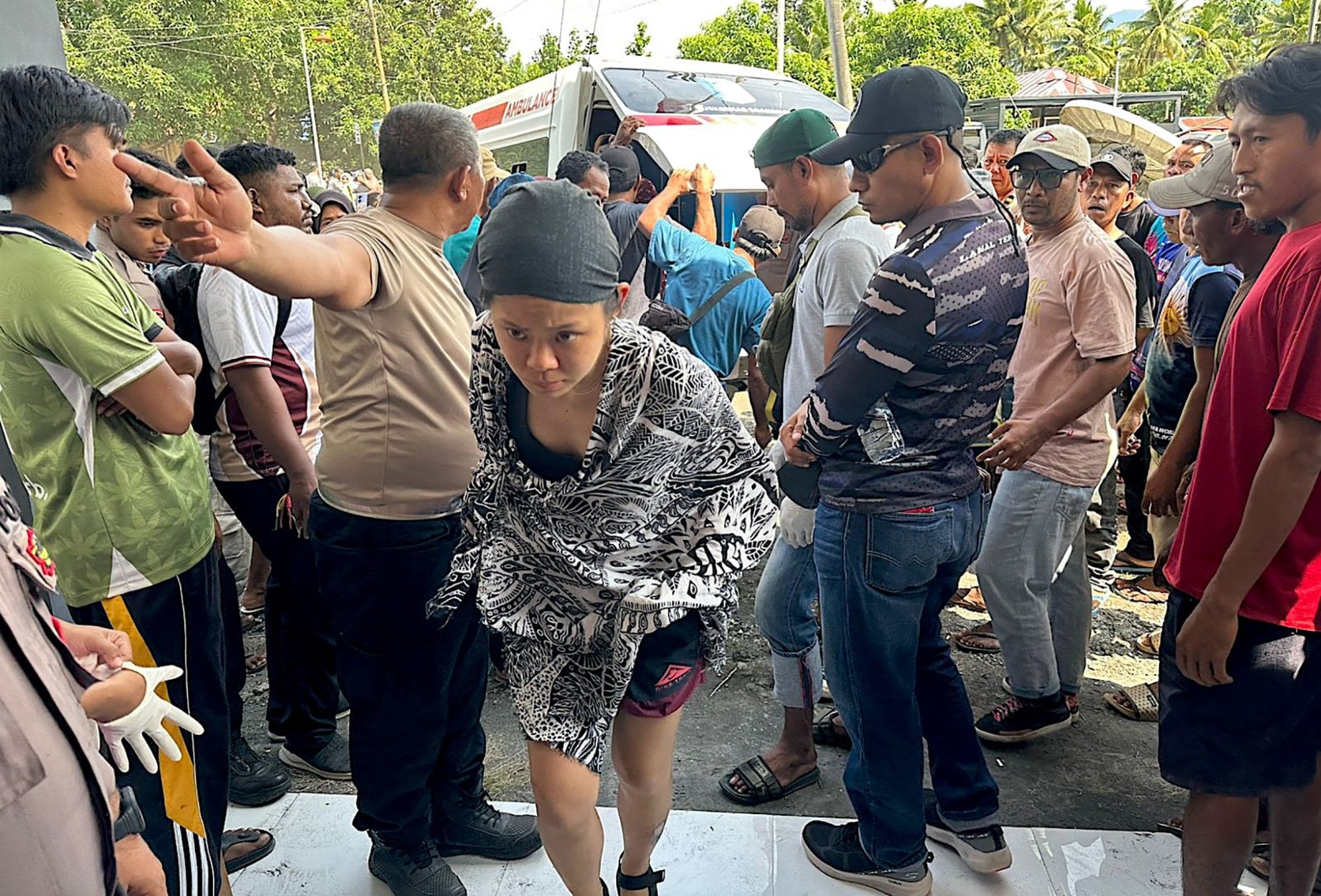 Mount Dukono eruption in Indonesia kills 3 hikers, including 2 Singaporeans