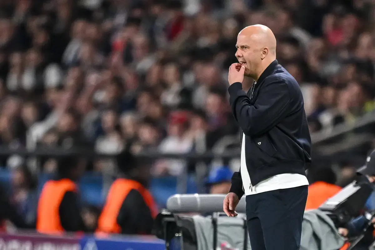 Fabrizio Romano clarifies Arne Slot and Ajax news