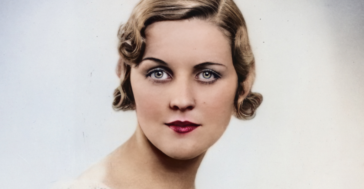 Diana Mitford was a socialite "It girl" who ended up as an ...