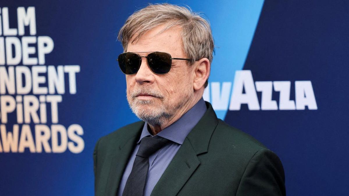 Mark Hamill deletes Trump grave image after White House rebuke