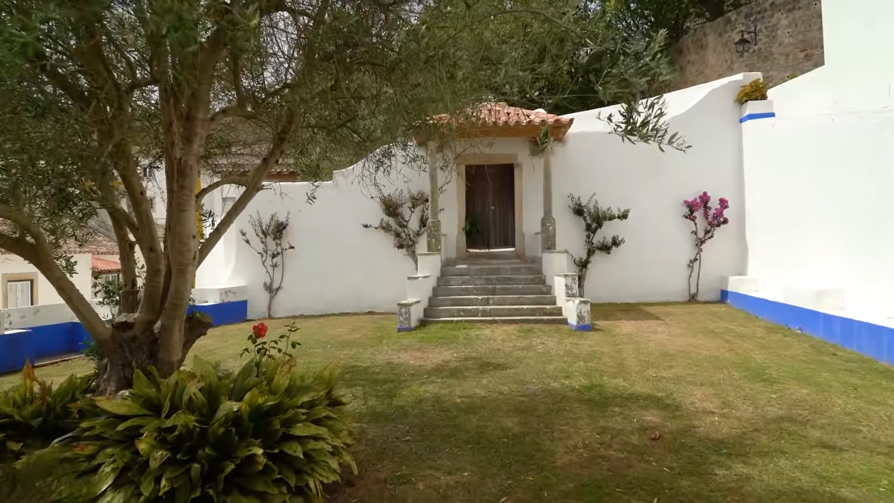 Only 35 people live here inside Portugal’s hidden medieval castle town