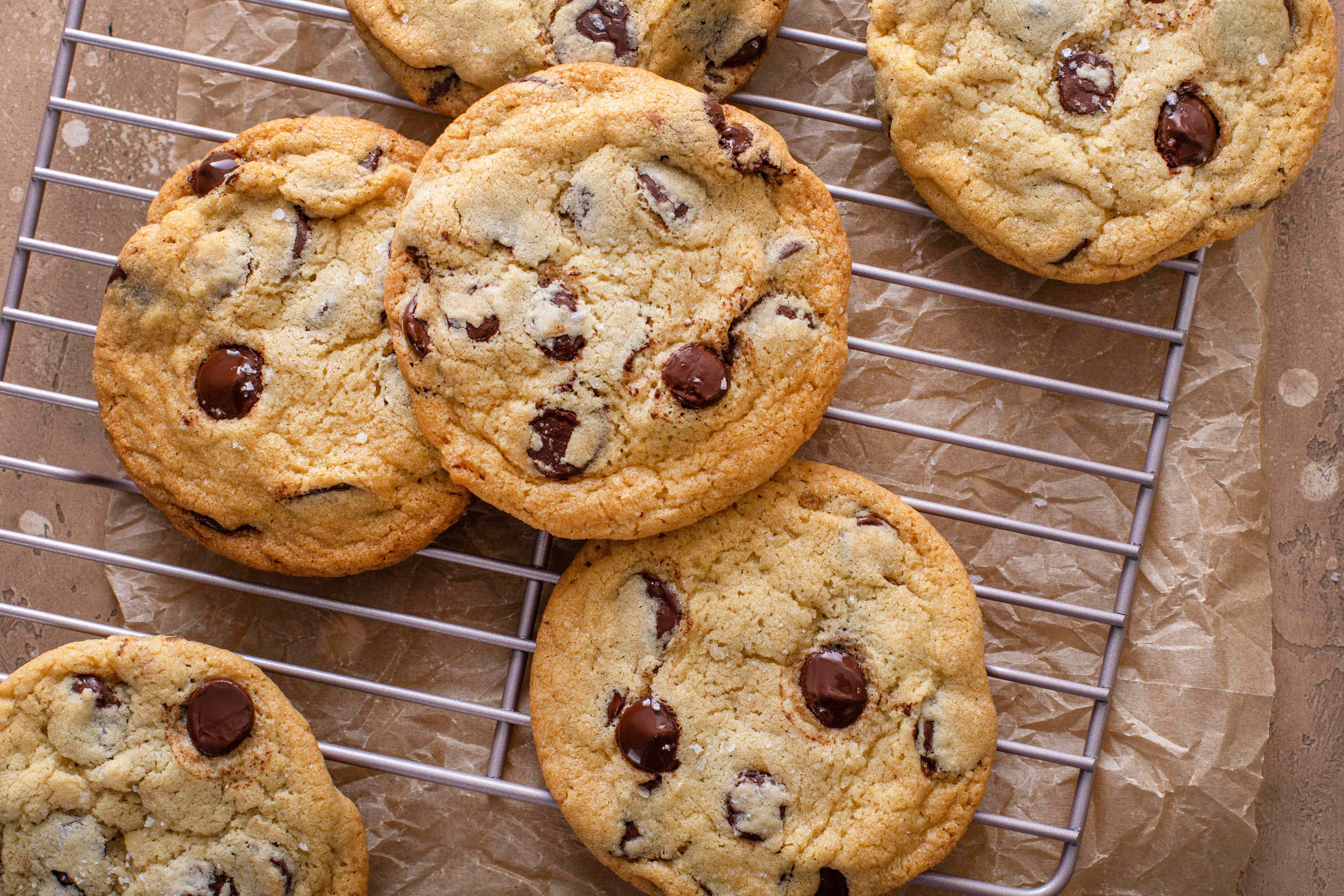 The 1 ingredient that makes chocolate chip cookies bakery-worthy ...