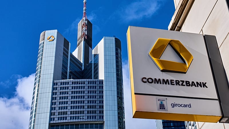 Commerzbank axes 3,000 jobs in an attempt to fight off UniCredit ...