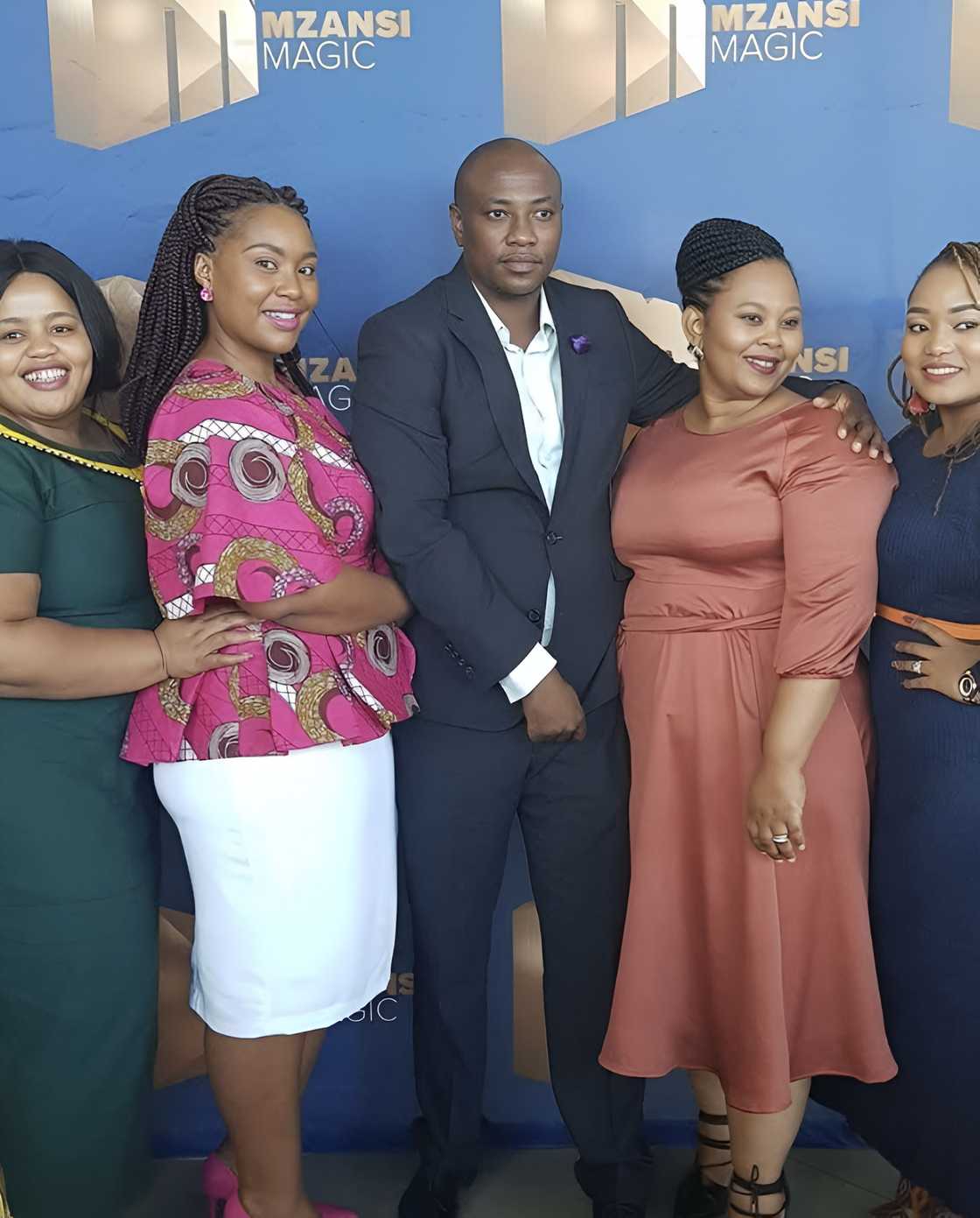 Watch this video of MaYeni, MaKhumalo, and MaNgwabe dancing together