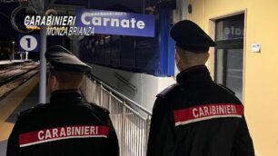Controlli di polizia a Carnate, identificate 93 persone