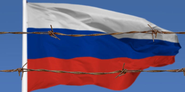 Man deported from Russia after 'lovely little skirt' review deemed ...