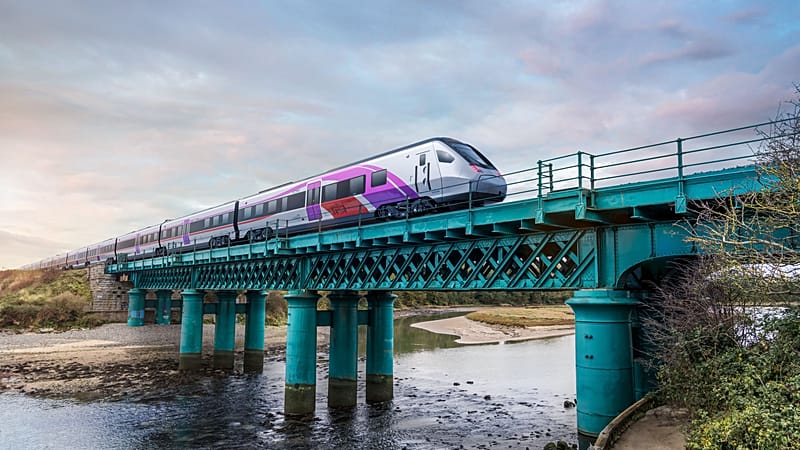 Dublin to Belfast train journeys set to drop below two hours in €700m ...