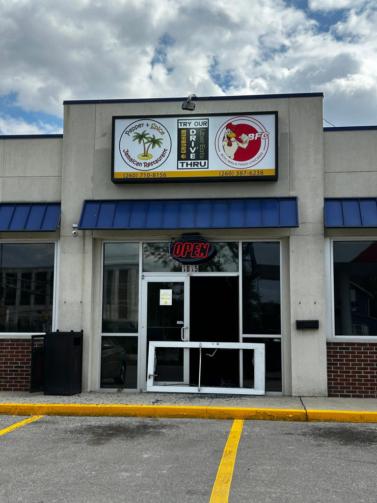 Fort Wayne restaurant closed after owner arrested in police raid