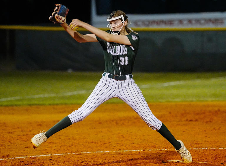 Bayside softball falls in regional quarterfinals, Melbourne moves on