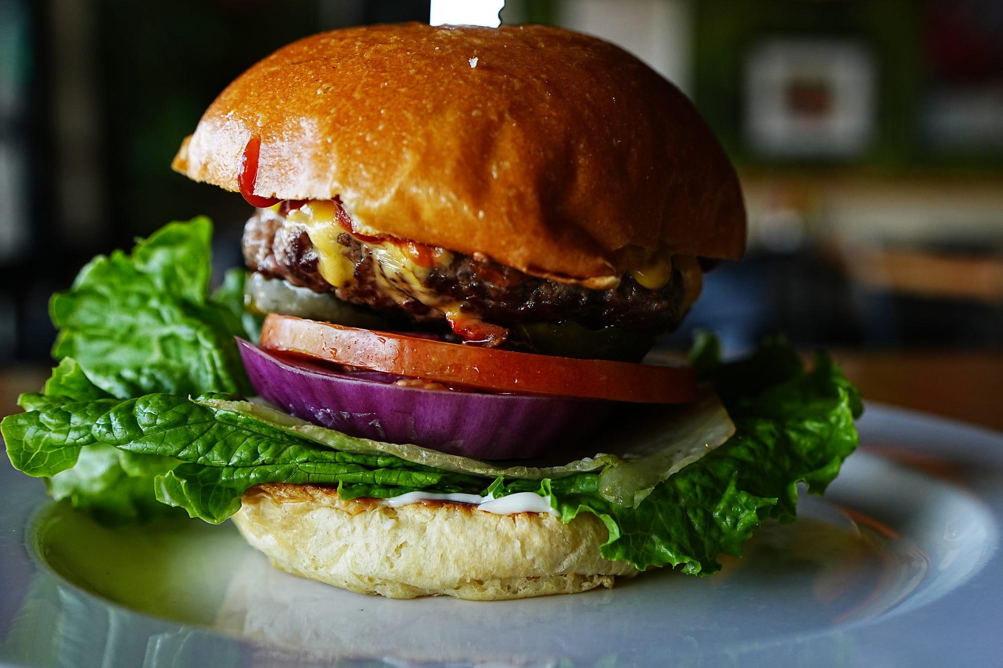 Palm Desert classic lands on USA TODAY's best burgers in America list