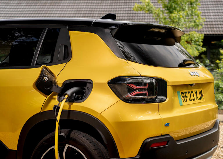 Jeep Avenger electric now eligible for government’s electric vehicle grant