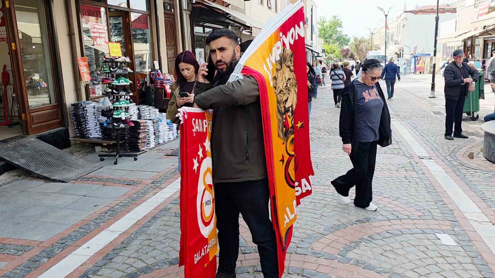 Edirne’de Saraçlar Caddesi’nde Süper Lig heyecanı sokaklara taşındı